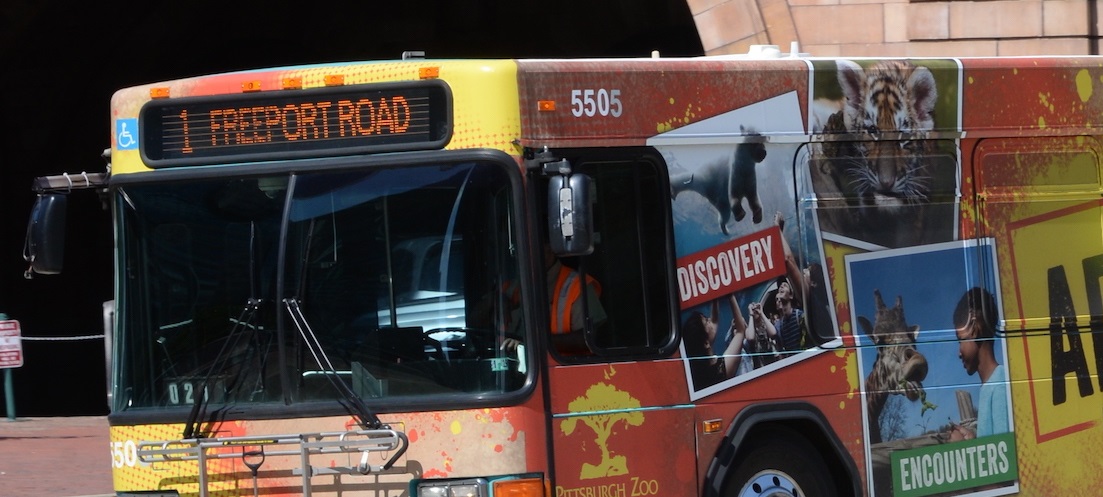 Mumbai Best bus Ads cost to advertise in Mumbai bus Bus Branding in ...